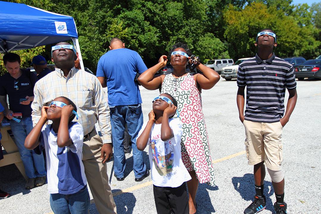 Making memorable moments during a total solar eclipse | Dallas ISD ...