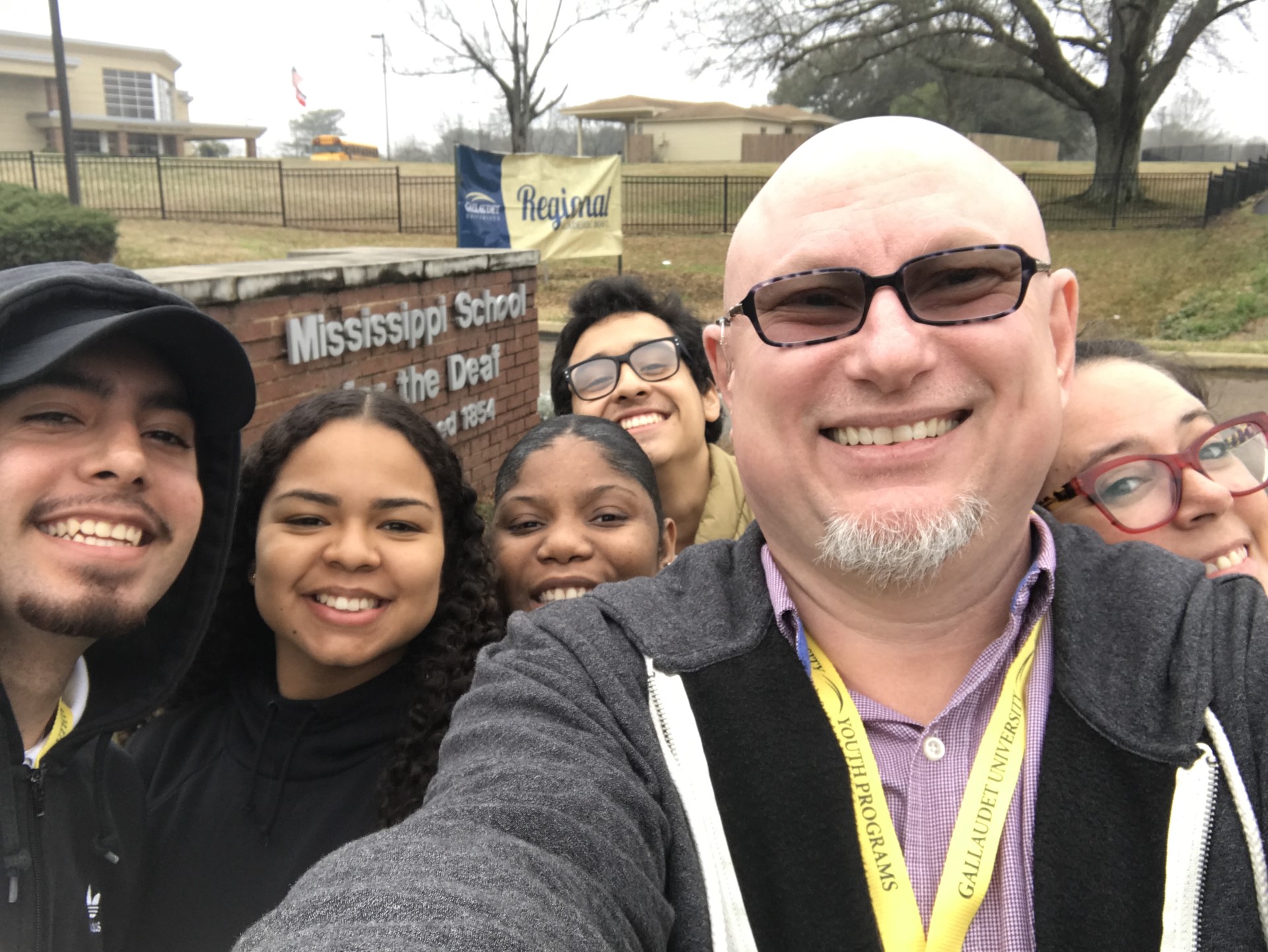 Spreading awareness for sign language | Dallas ISD Staff News