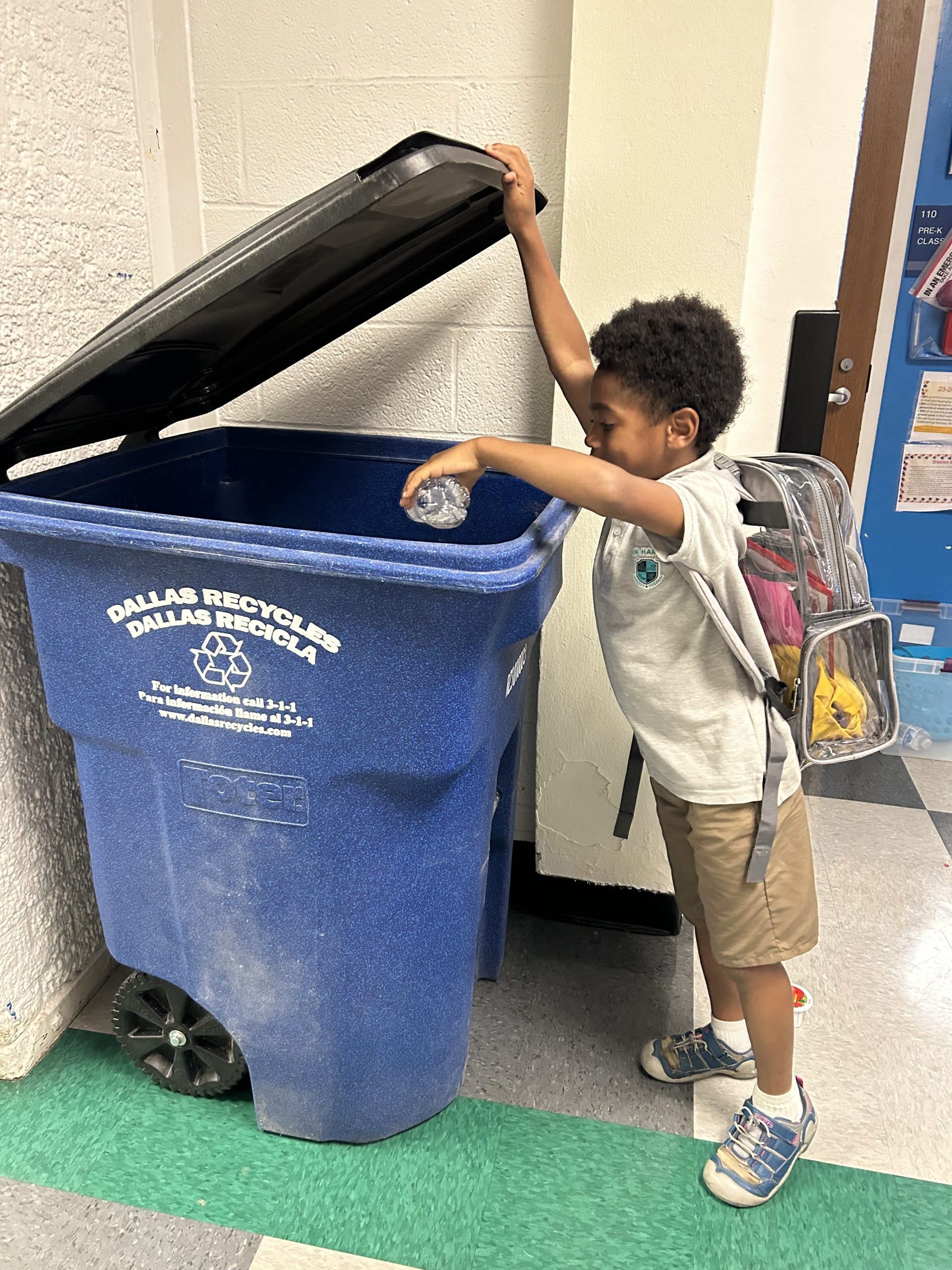 Teachers show students how to reduce, reuse, and recycle | Dallas ISD ...