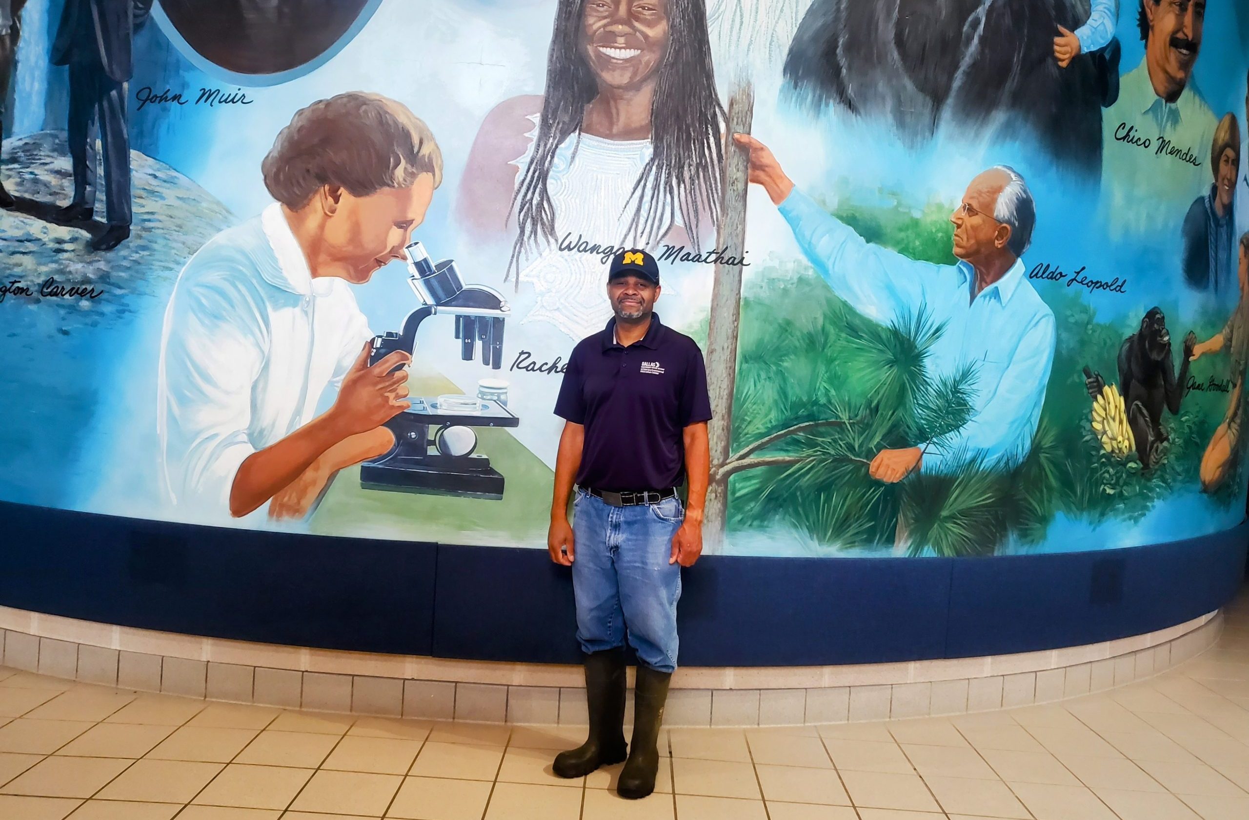 Working in nature | Dallas ISD Staff News