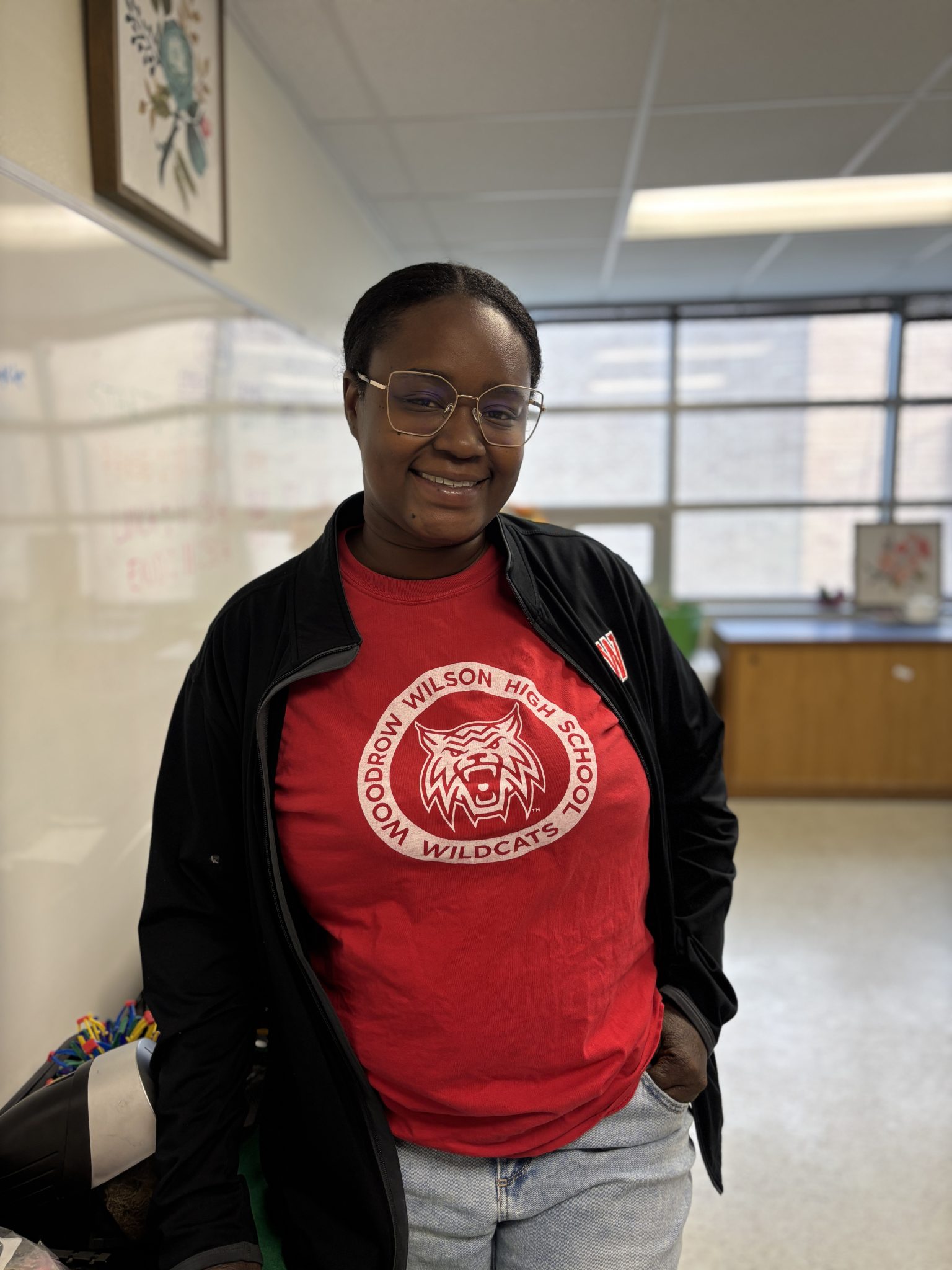 Breaking barriers through ASL | Dallas ISD Staff News